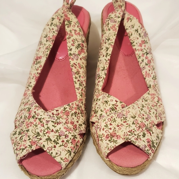 Chaps | Shoes | Vtg Chaps Ralph Lauren Pink Floral Open Toe Platform ...